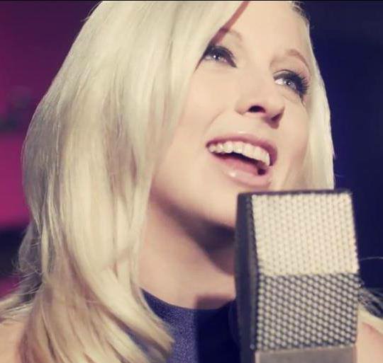 Naylor's Notes: Hali Hicks - Galleries - Jammerzine