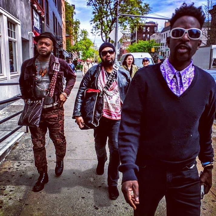 First Look: The Veldt - In a Quiet Room - First Look (Video Premieres ...