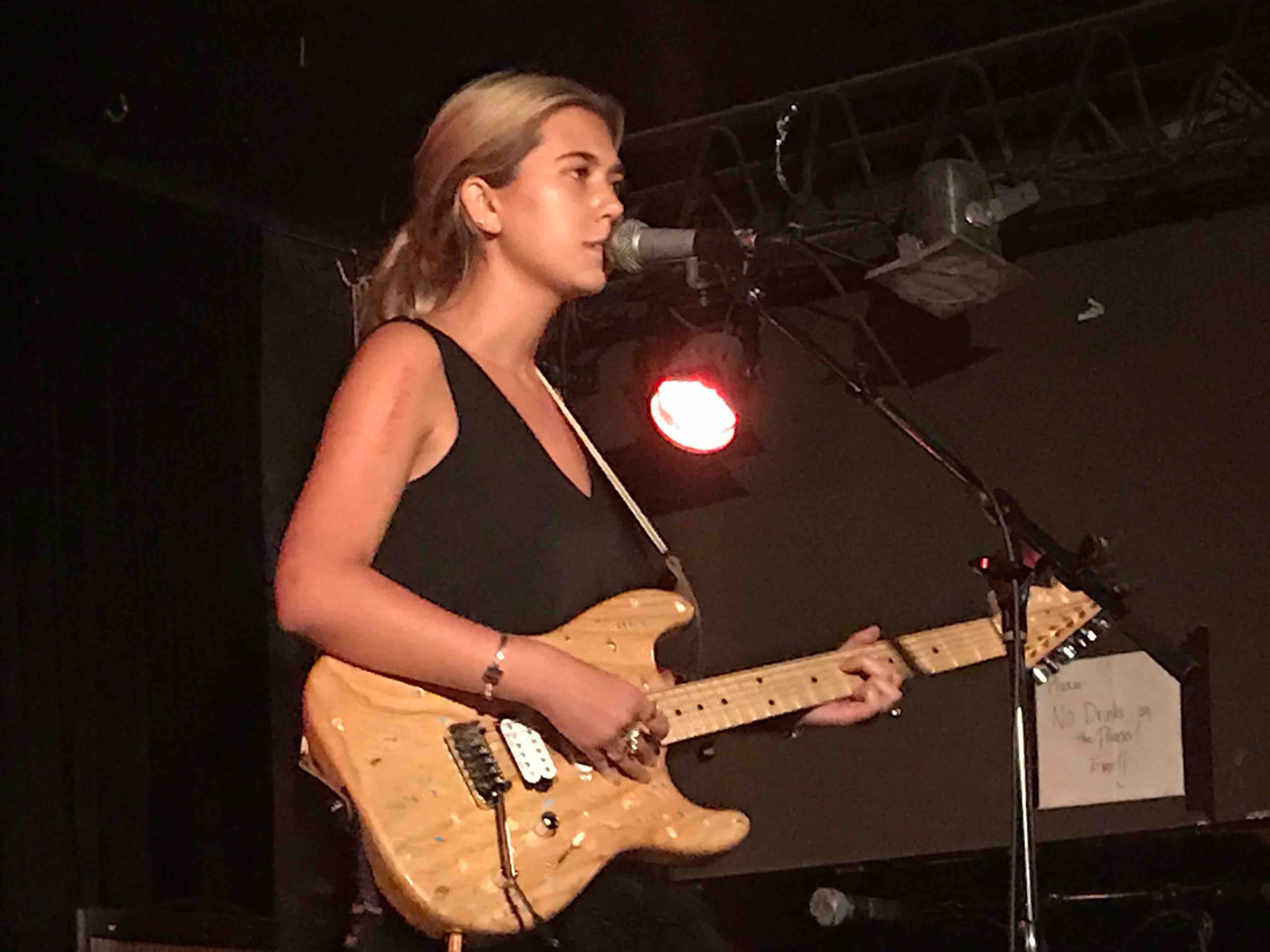 First Look: Courtney Farren - Nothing Like It - Jammerzine