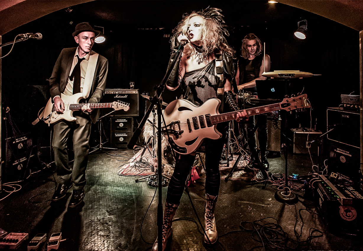 First Listen: Das Fluff - Far Gone - Jammerzine